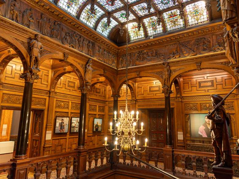 Two Temple Place - London Guidebook